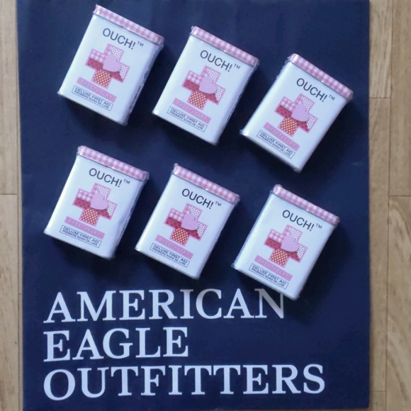 American Eagle Outfitters | Accessories | Y2k Aeo Pink Bandaids 6 Piece ...